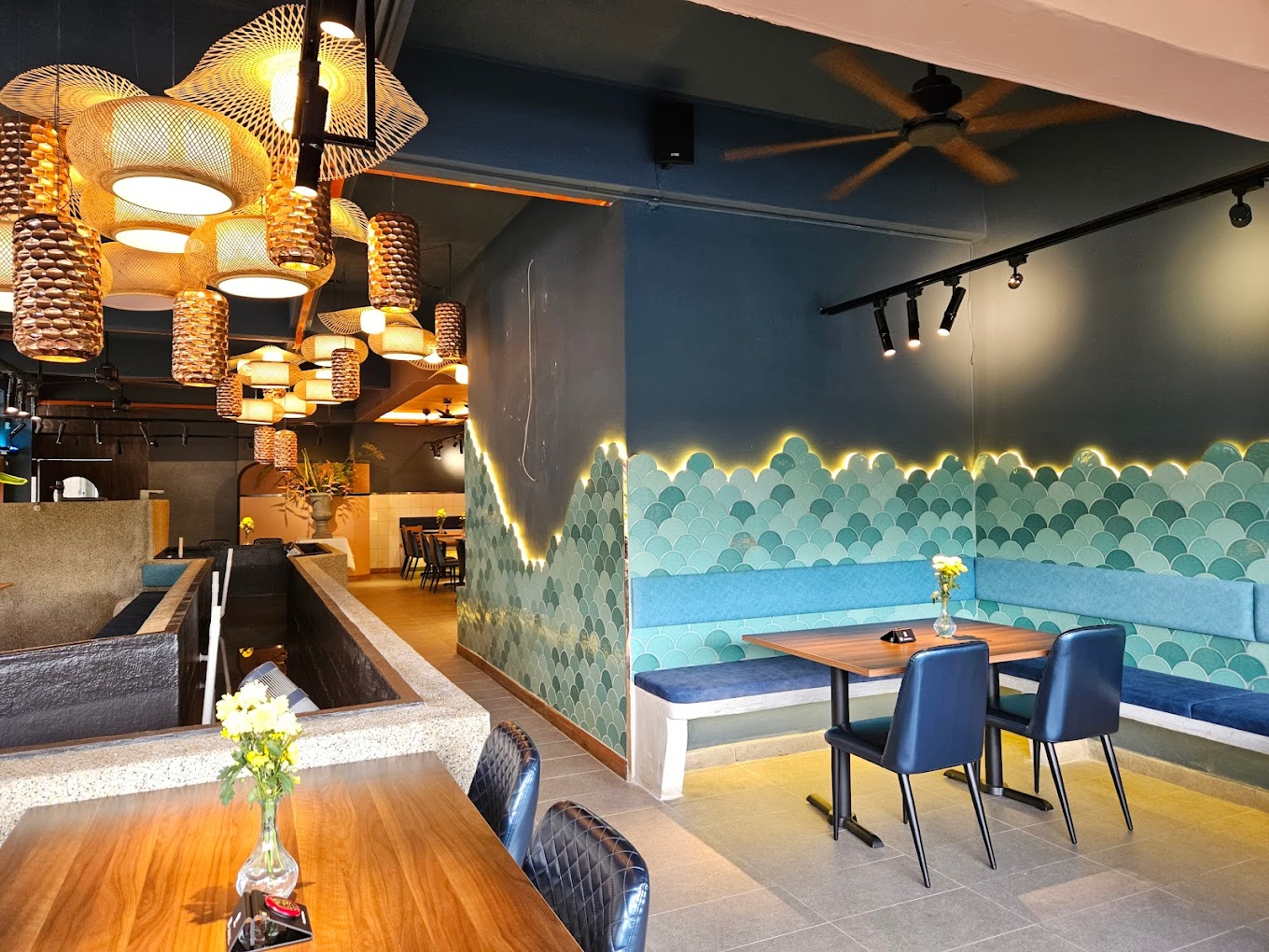 Sea Point by Meat Point TTDI, Kuala Lumpur - Restaurant...